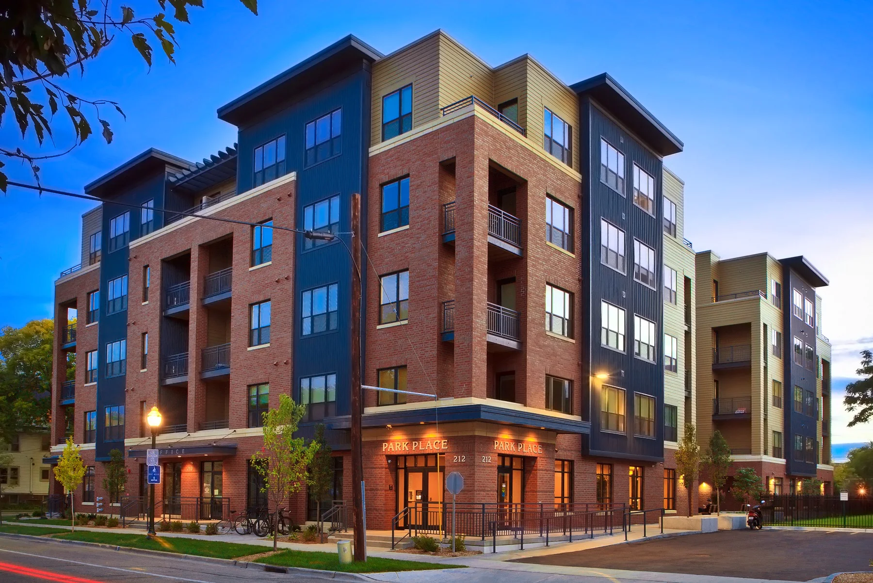 Park Place Luxury Apartments - Rent Madison